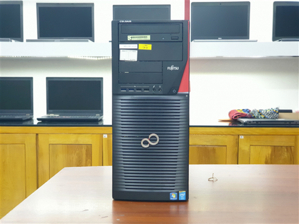 Fujitsu Worktations M730 Cấu hình 4